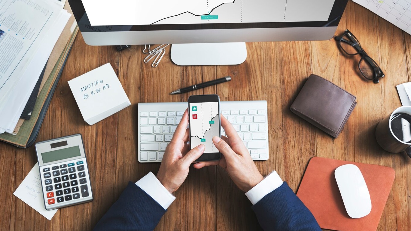 10 Essential Steps to Preparing for a Successful Finance Career ...
